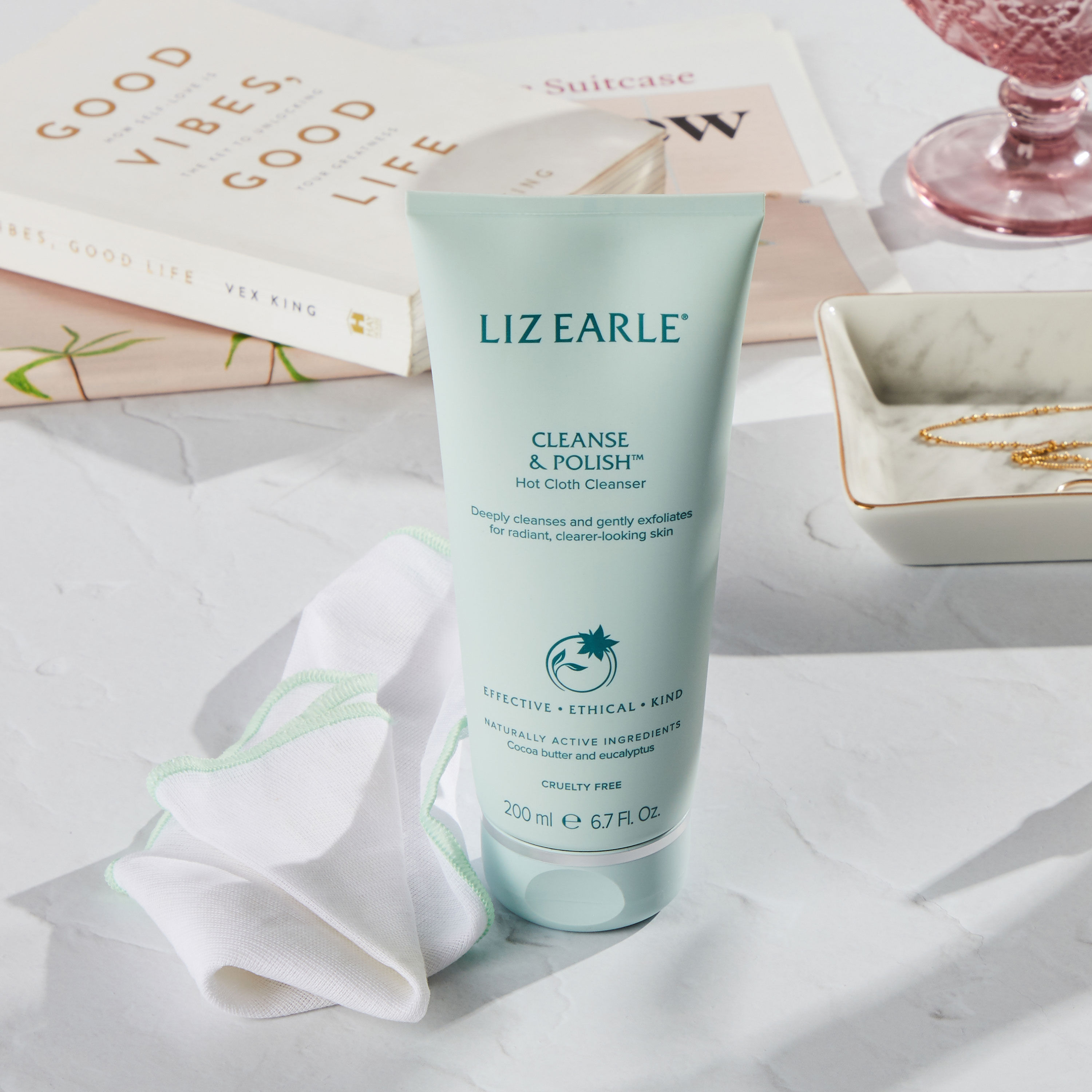 Cleanse & Polish™ Hot Cloth Cleanser | Liz Earle Beauty Co.